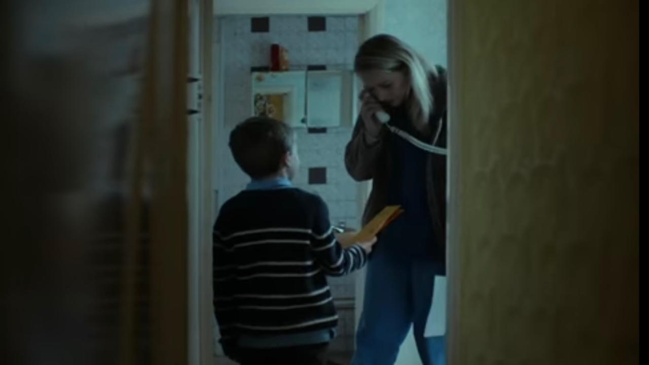 Lewis Capaldi dévoile le clip vidéo de son nouveau single émouvant ...