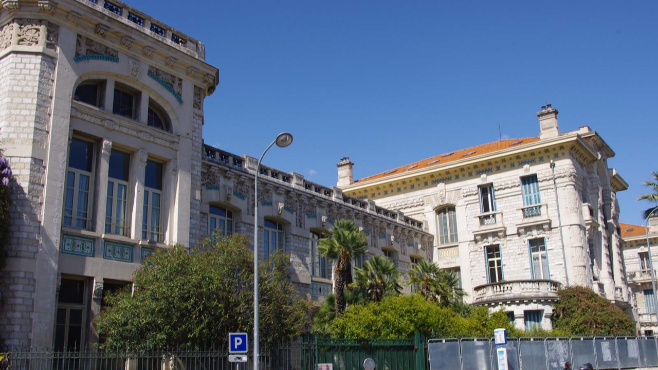 Nice : le bâtiment 4 du lycée Masséna fermé provisoirement après des ...